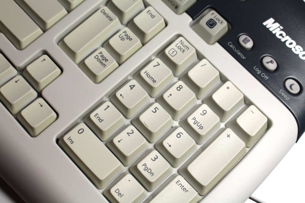 Refurbishing Old Keyboards – vswitchzero