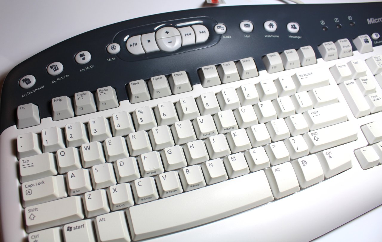 Refurbishing Old Keyboards – vswitchzero