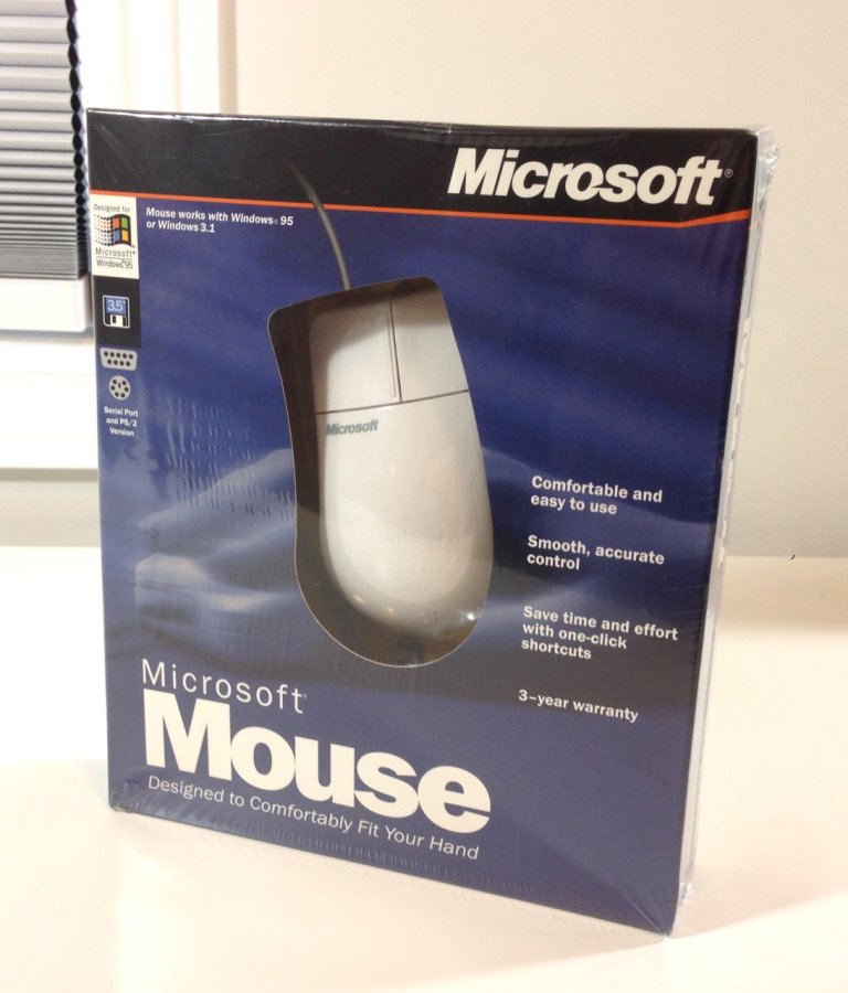 Unboxing a 22 Year Old Microsoft Mouse – vswitchzero