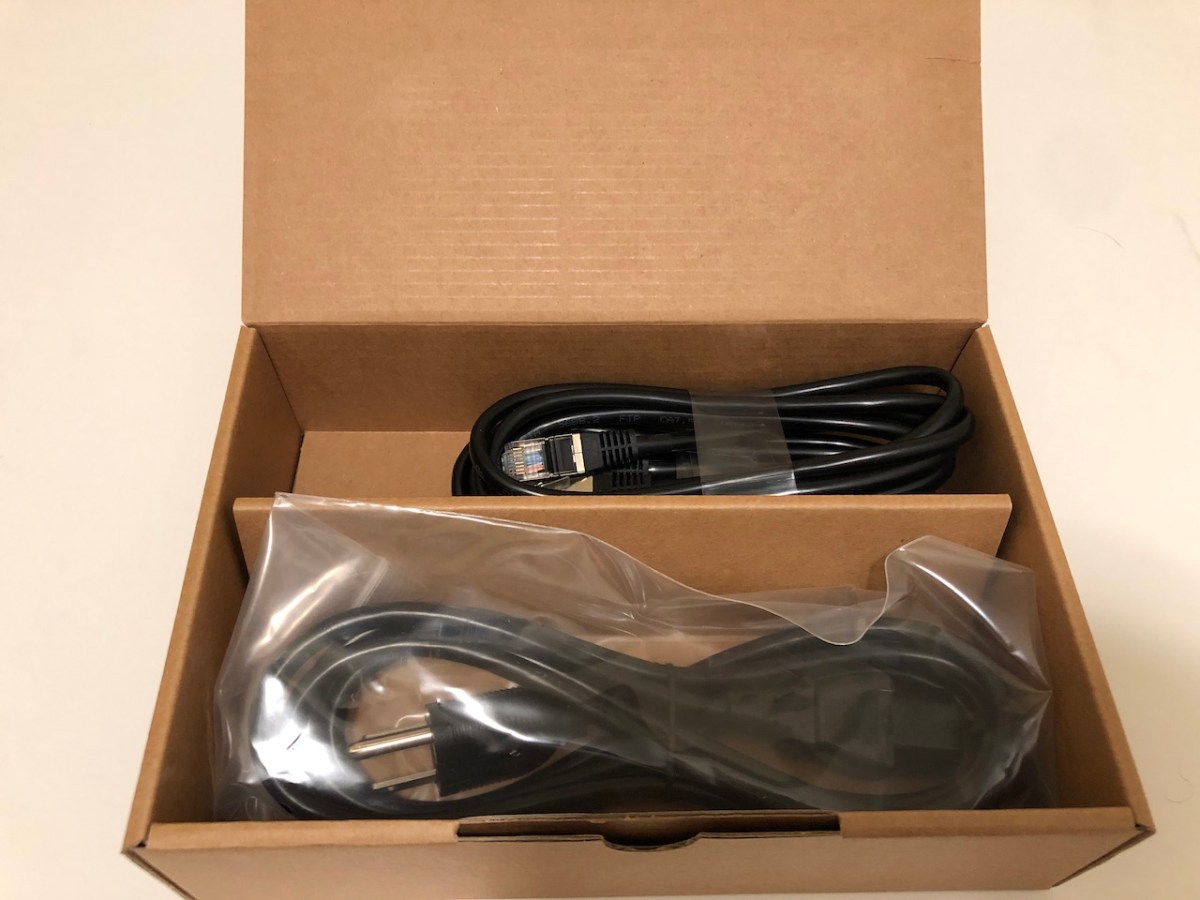 Synology DS1621+ Unboxing and Hardware Setup – vswitchzero